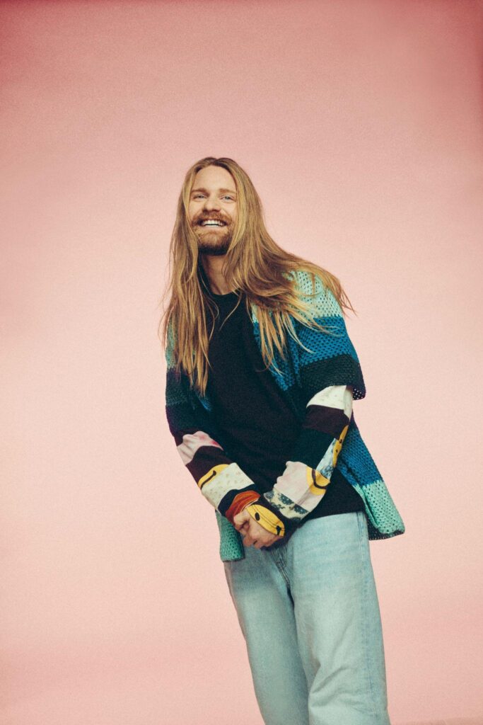 SAM RYDER ANNOUNCES HIS DEBUT ALBUM, ‘THERE’S NOTHING BUT SPACE, MAN ...