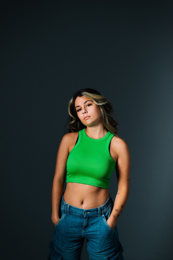 Saibh Skelly shares her new single 'Superficial' - Onlymassive.ie